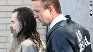 Tales of alienation arise as suspect's kin testify in Smart trial - CNN.com