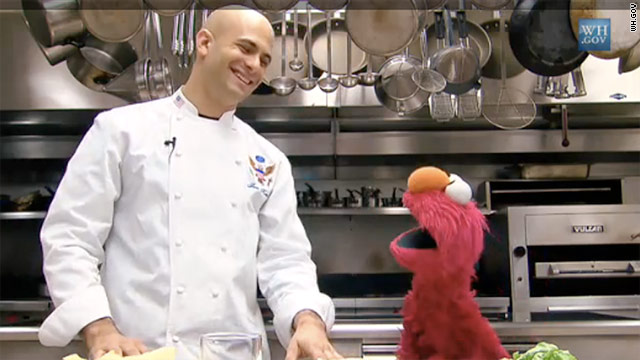 Political Circus: Elmo in the (White) House - CNN.com