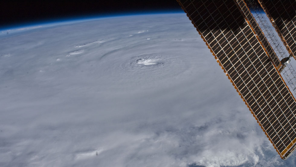 Earl from above: Photos